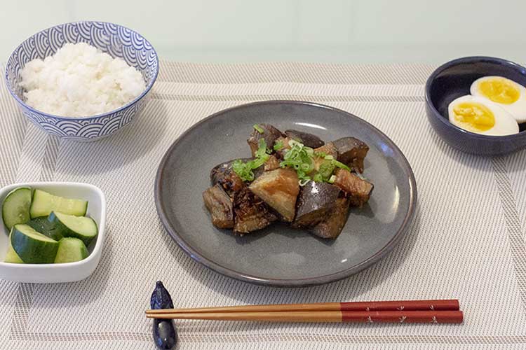 Aubergines sautées au miso (nasu no miso itame) - idee-cuisine.com